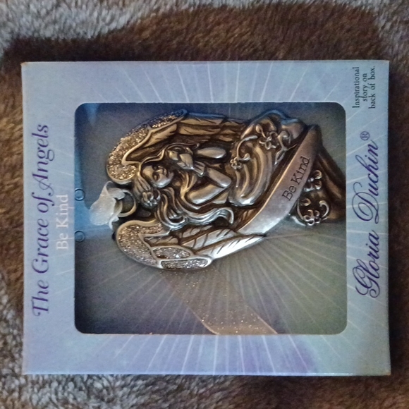 gloria duchin | Accents | Gardian Angel The Grace Of Angels Be Kind ...